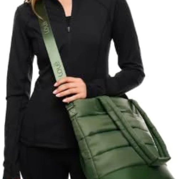 Lole | Bags | Lol Puffer Tote Bag Quilted Lightweight Nwt | Poshmark